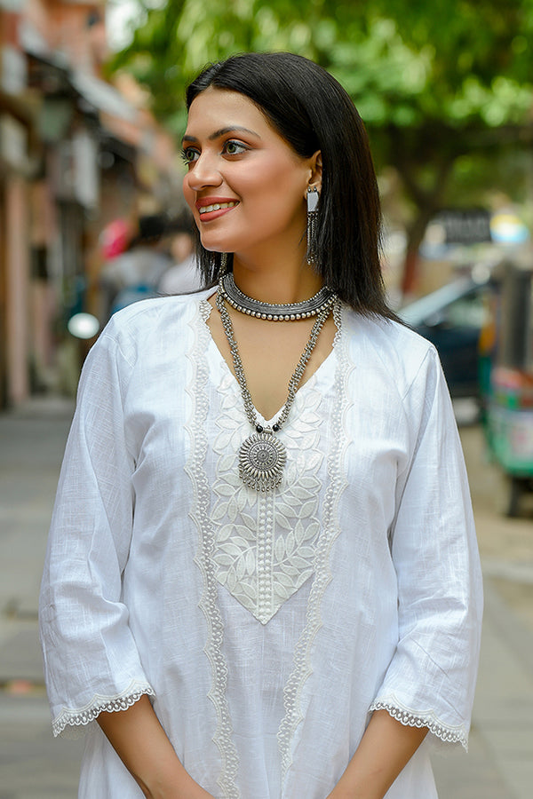 Chaandni – thesaffronsaga